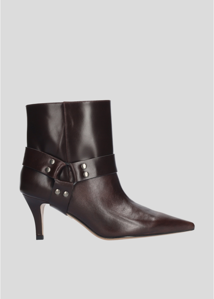 Booties for women Lola Cruz in leather. Style York Booties 75 with ...